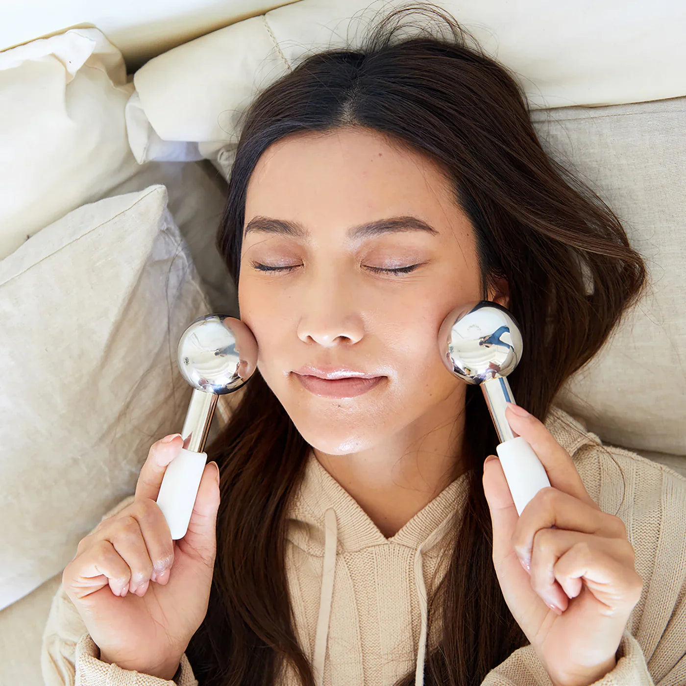 Glow Up Tools & Accessories – Popular Peach Beauty